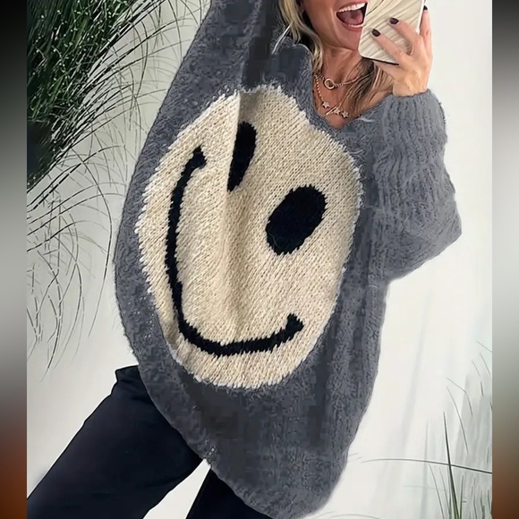 Sweaters | Smiley Face Sweater Gray Knit Cartoon Happy Long Sleeve Nwt ...